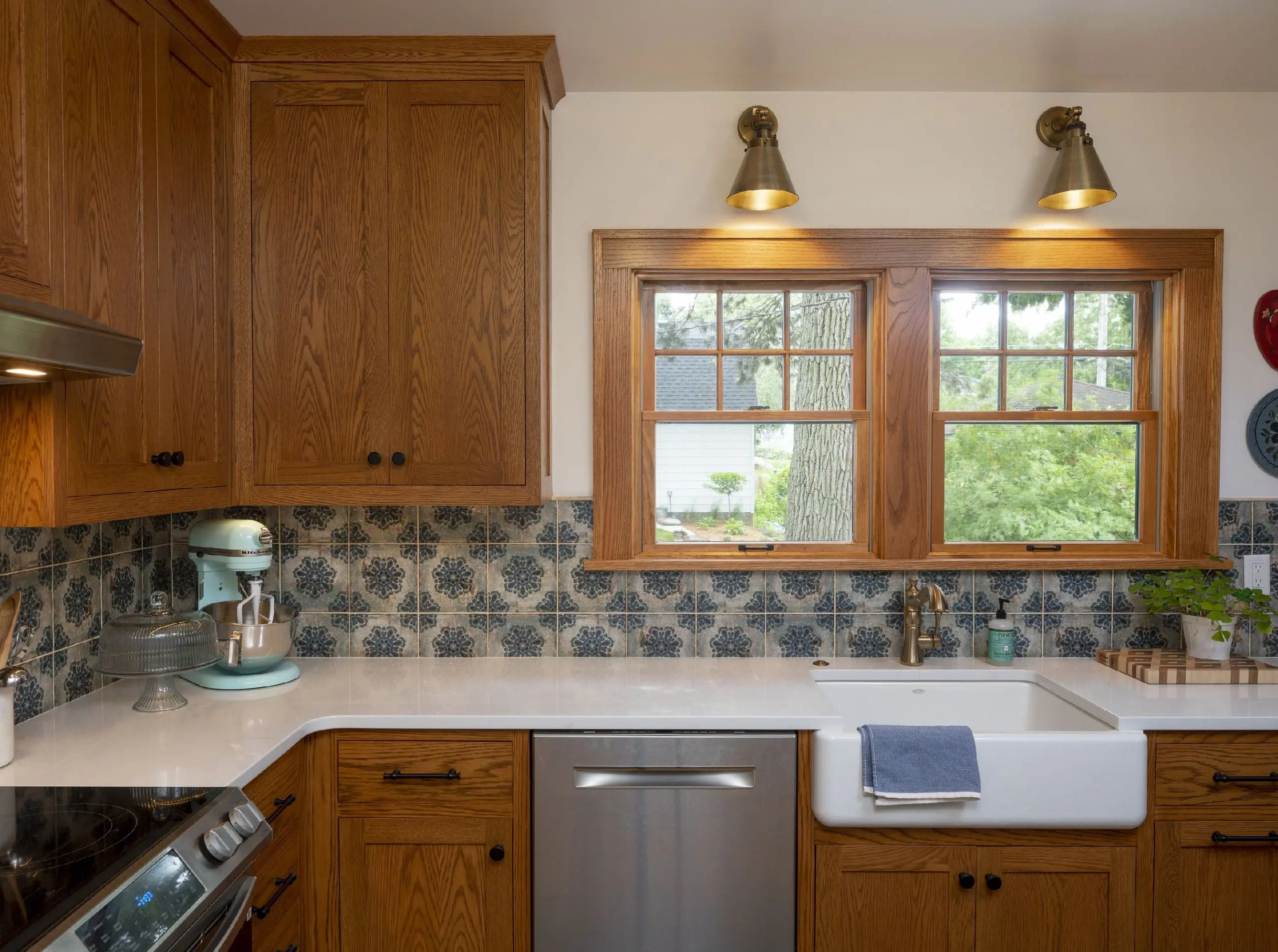 6 Kitchen Layout Ideas That Improve Flow - Ben Quie & Sons | Remodeling ...
